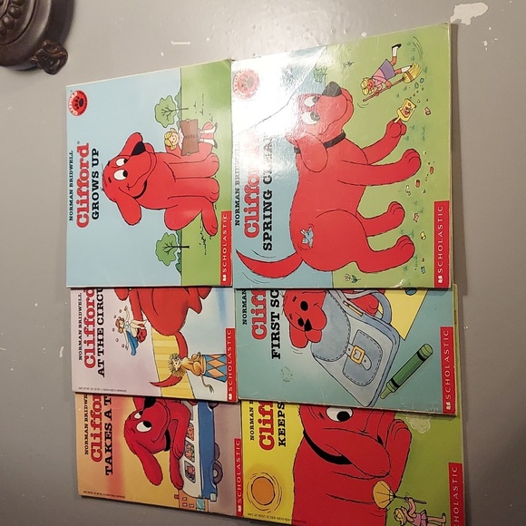 Scholastic | Other | Clifford The Big Red Dog Book Bundle | Poshmark